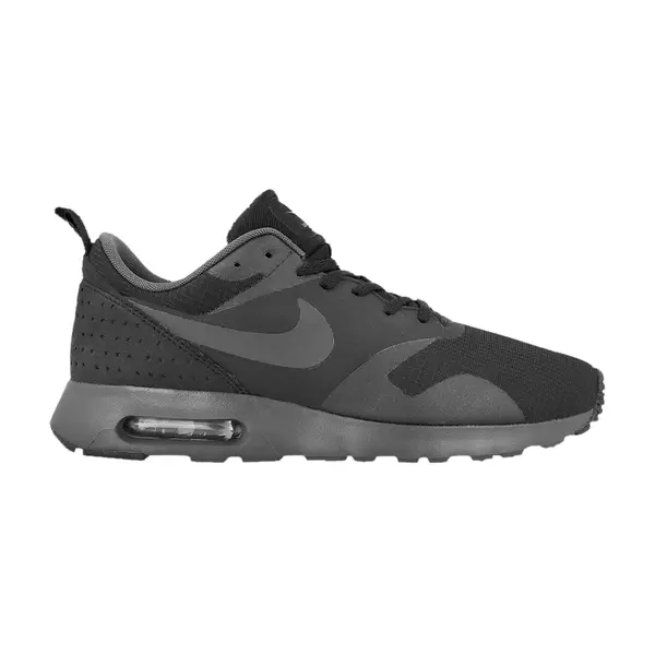 Nike Max Tavas