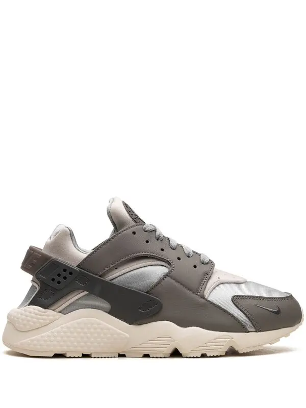 Nike Air Huarache Light Sneakers