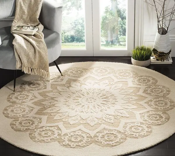 SAFAVIEH Blossom 108 Series 6' X 6' Round - One-color