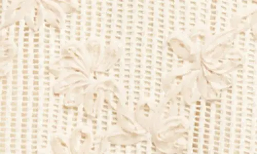 EN SAISON Reese Floral Appliqué Maxi Dress