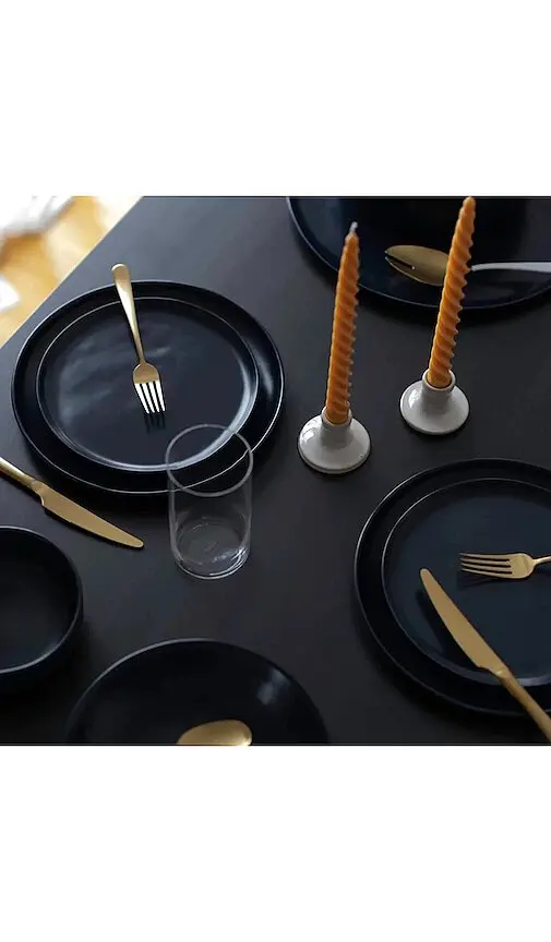 FABLE The Dinner Plates Set Of 4 In Navy