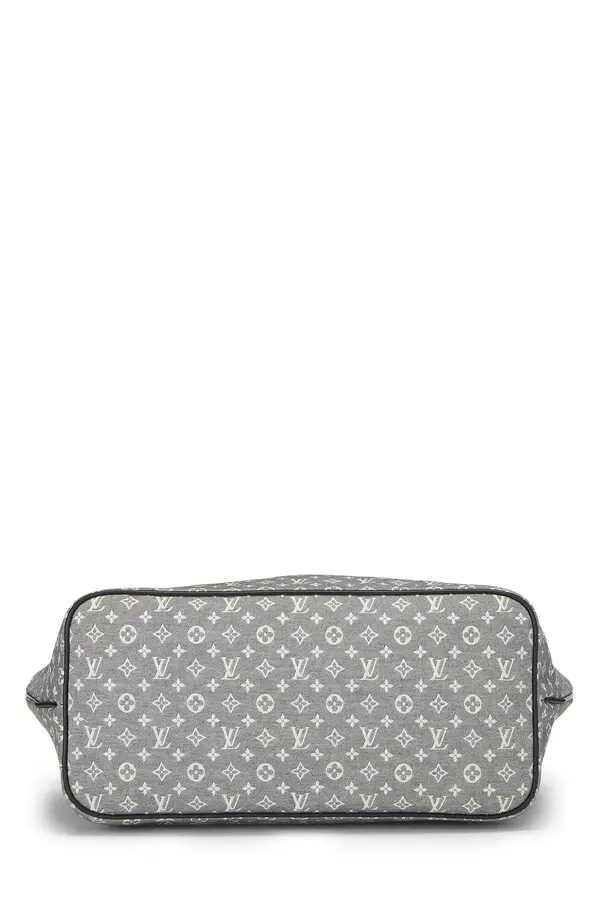 LOUIS VUITTON Monogram Idylle