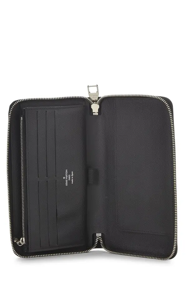 LOUIS VUITTON Epi Zippy Organizer - Black