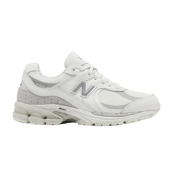 NEW BALANCE 2002r Gore-tex Sneakers - White