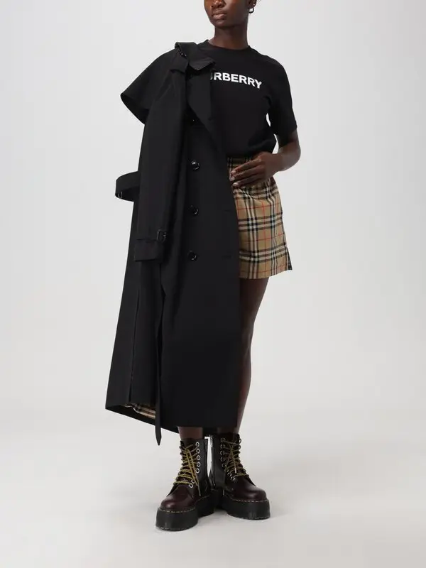 Burberry Logo T-shirt - Black
