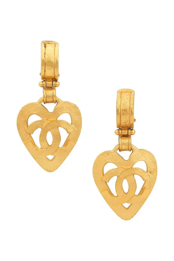 Chanel 1995 Cc Heart Clip-on Earrings - Gold