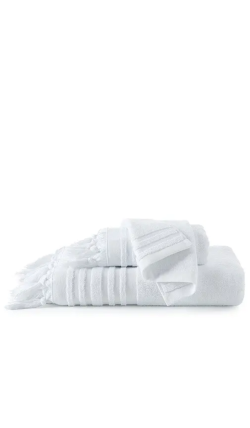UGG HOME Ava Bath Towel In White