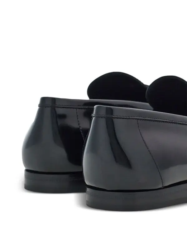 FERRAGAMO Gancini Buckle Leather Loafers - Black