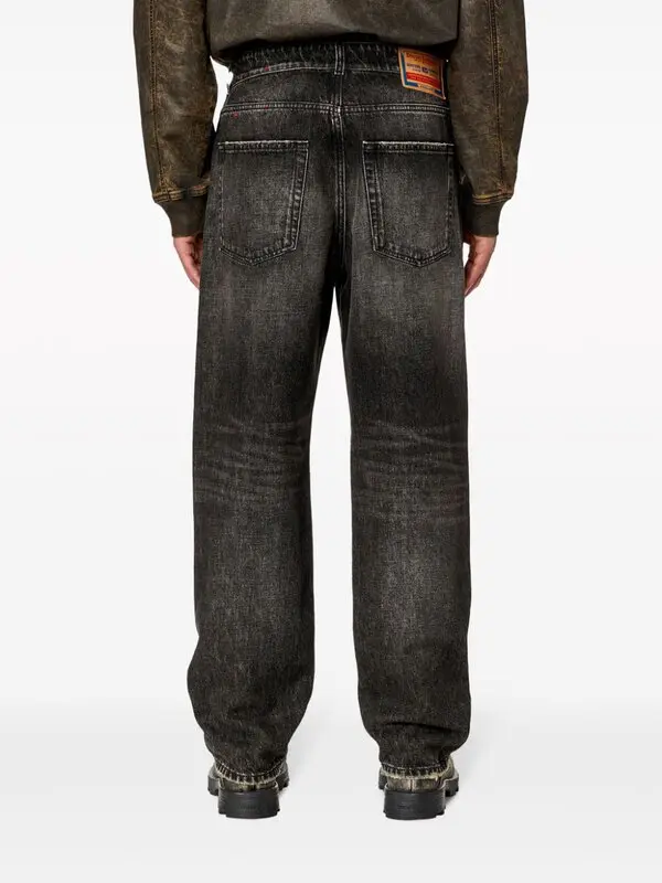 DIESEL® 2010 D-macs 0jgae Straight-leg Jeans - Black