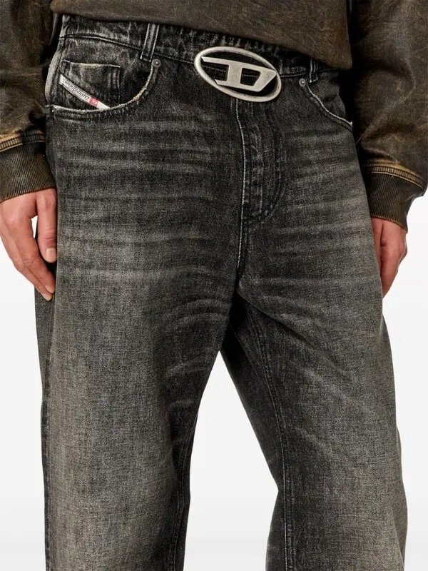 DIESEL® 2010 D-macs 0jgae Straight-leg Jeans - Black