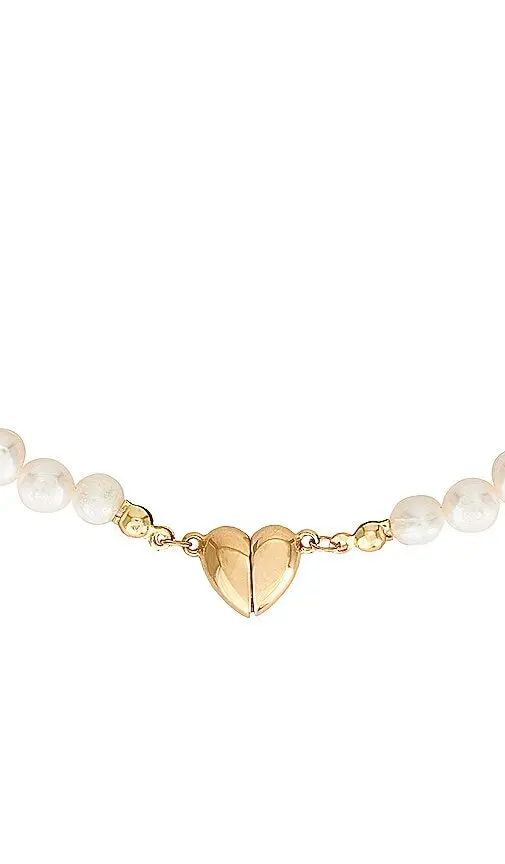 PETIT MOMENTS Celeste Faux Pearl Necklace
