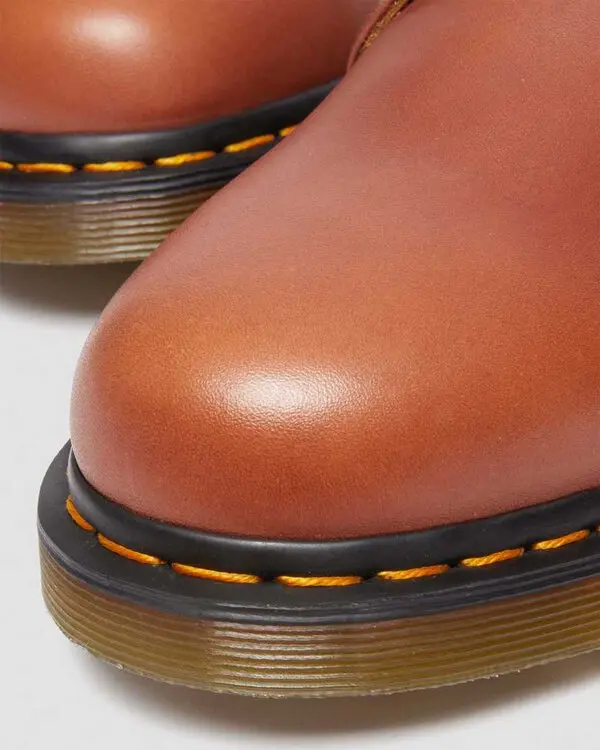 Buy Dr. Martens 1461 Carrara Leather Oxford Shoes - Saddle  display picture 3