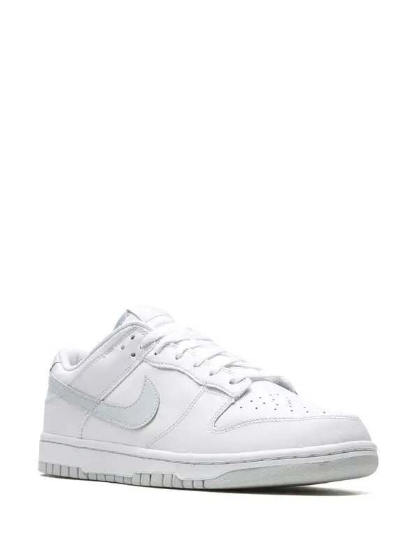 Nike Dunk Low Retro Sneakers - White