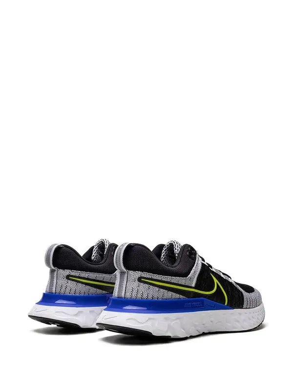 Nike React Infinity Run Flyknit 2 Sneakers - Grey