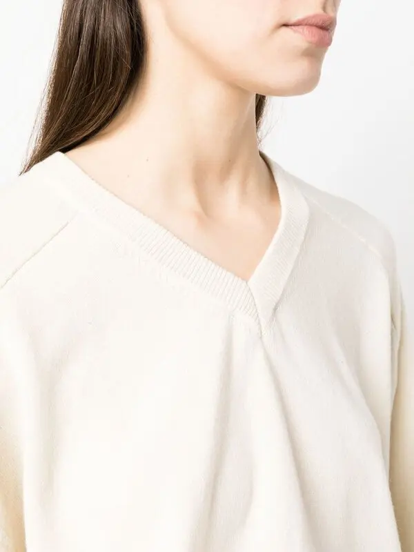 ARMARIUM V-neck Knitted Jumper - White