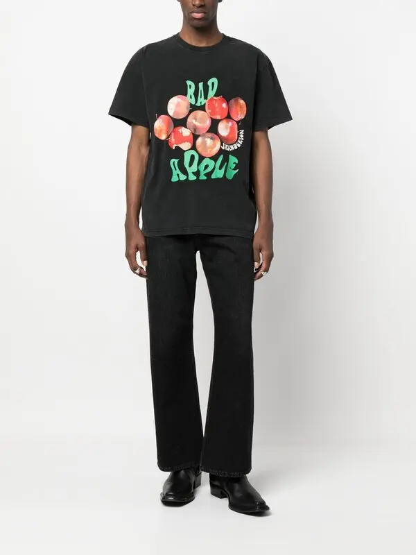 トップス JW ANDERSON OVERSIZED BAD APPLE T Jw Anderson Bad Apple Oversized T-Shirt - Black | Editorialist