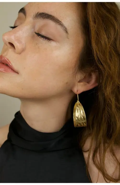 PETIT MOMENTS Terrain Hoop Earrings