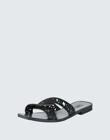 Karl Lagerfeld Skoot Interlok Loop Bovine Leather Slide Sandals - Black