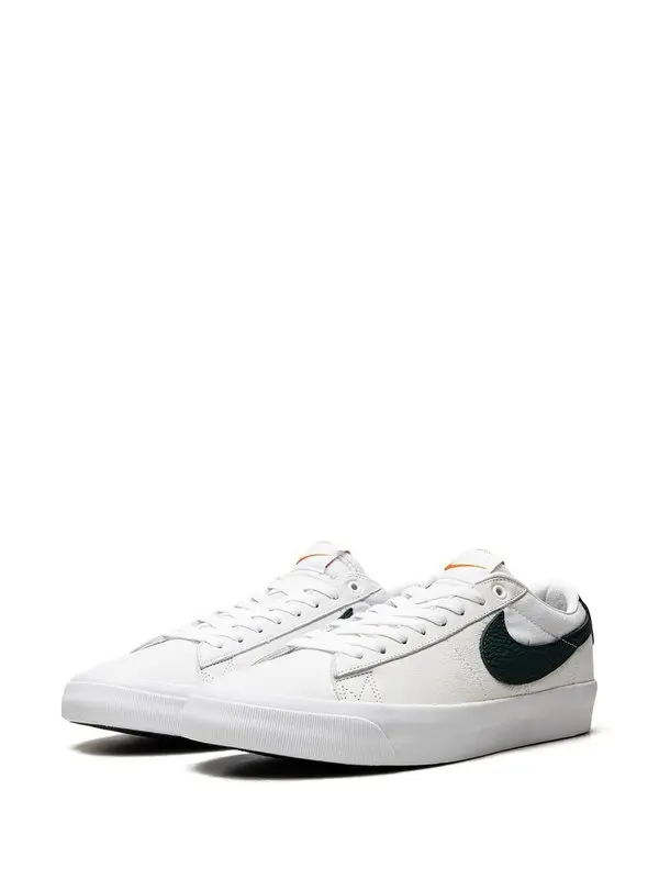Nike Zoom Blazer Low Gt Orange Label Sneakers - White