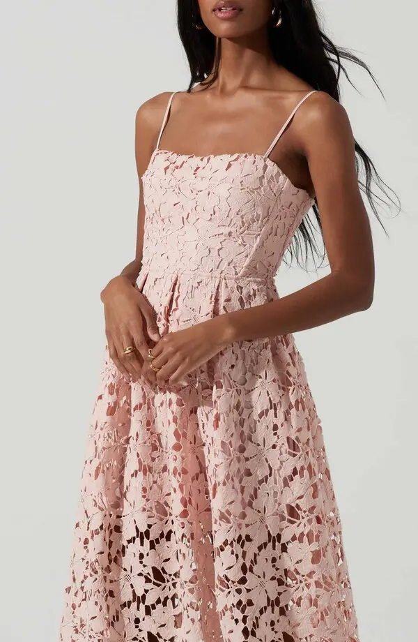 black floral lace mini dress Black Floral Lace Mini Dress (S) – Retro and Groovy