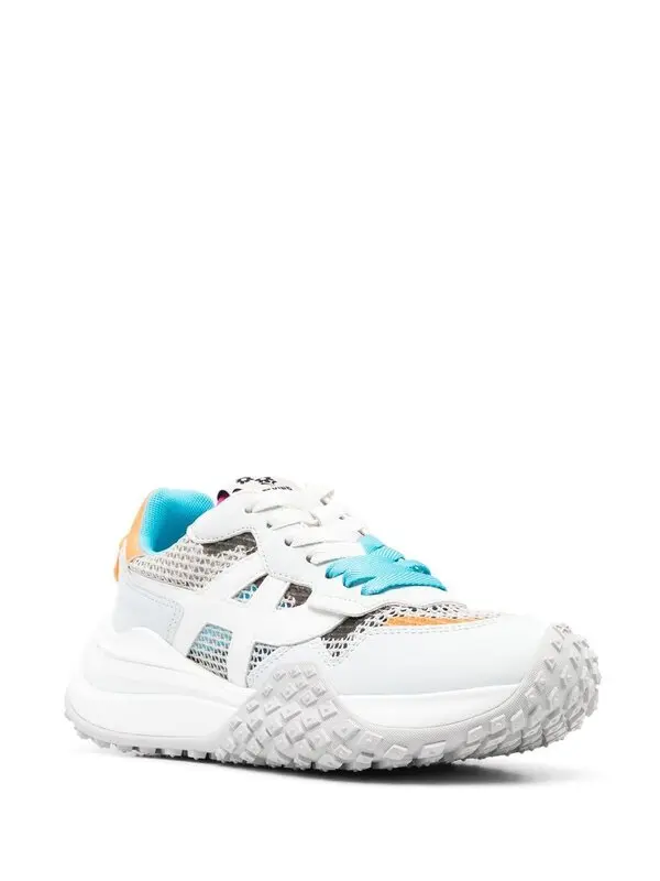 美品 ASH JOKER BE KIND 厚底スニーカー 23.5 白×シルバー Ash Joker Be Kind Low-Top Sneakers In White - 39% Off | Editorialist