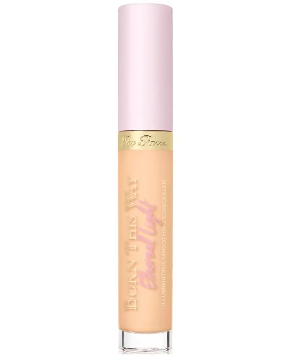 TOO FACED Born This Way Ethereal Light Illuminating Smoothing Concealer Milkshake - Butter Croissant - Light Medium With Gol