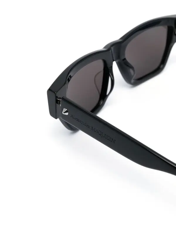 Alexander McQueen Engraved-logo Square Sunglasses - Black