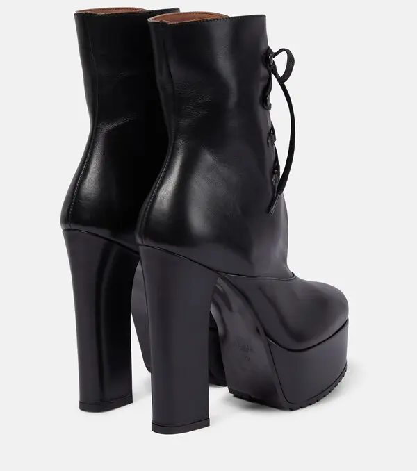 Alaïa Trekk 135 Leather Ankle Boots - Black