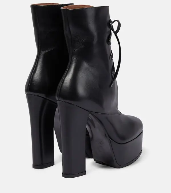 Alaïa Trekk 135 Leather Ankle Boots - Black