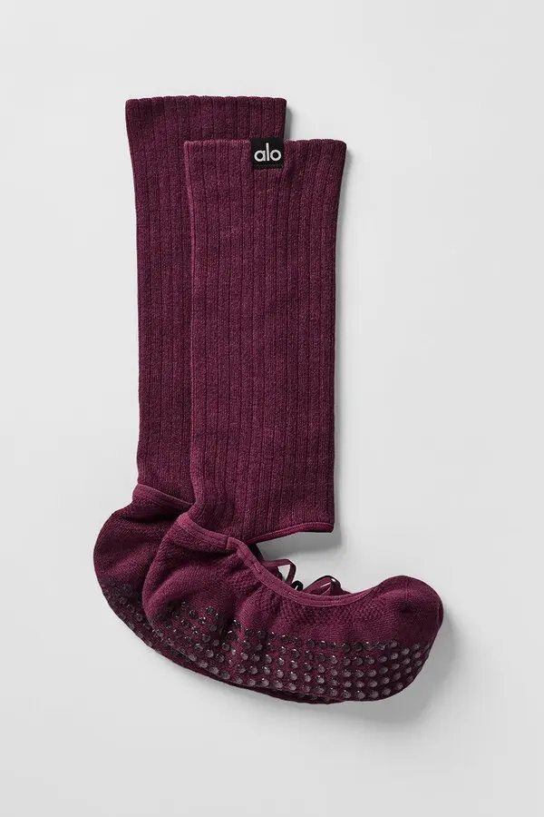 Alo Yoga Strappy Siren Grip Socks - Burgundy