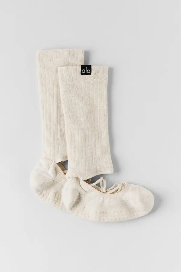 Alo Yoga Strappy Siren Grip Socks - Oatmeal Heather