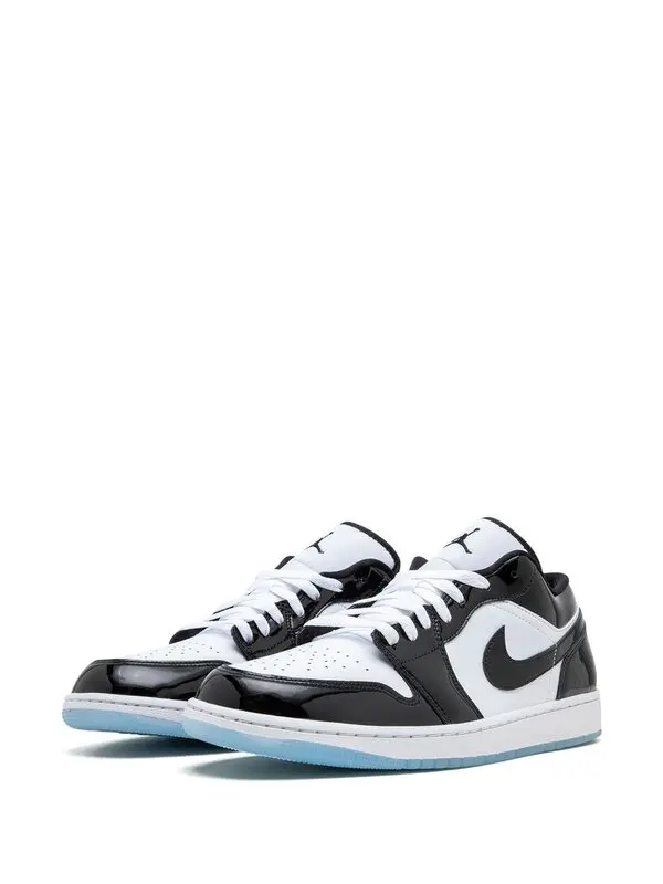 JORDAN 1 Low Se Sneakers - White