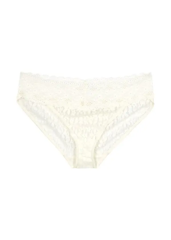 Wacoal Halo Lace Briefs, Briefs, Scalloped Waistband - Ivory