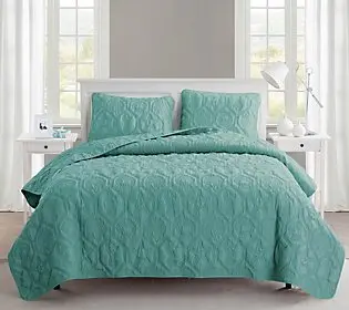 VCNY HOME Shore Embossed Quilt Set, Queen - One-color