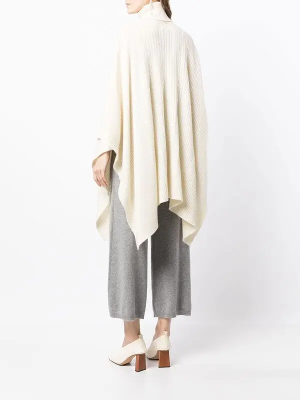 MADELEINE THOMPSON Petunia Cable-knit Poncho