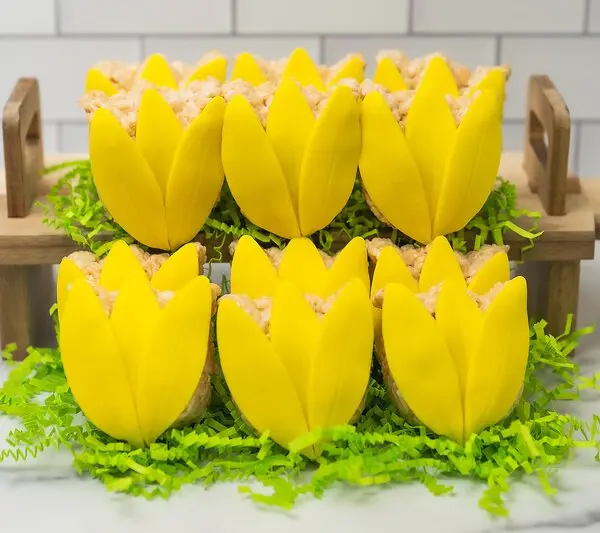 CREATIVE CRISPIES CO. Creative Crispies 12-pc Spring Yellow Tulip - One-color