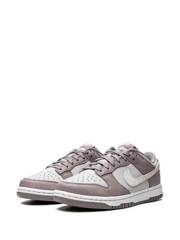 Nike Dunk Low Sneakers - Brown
