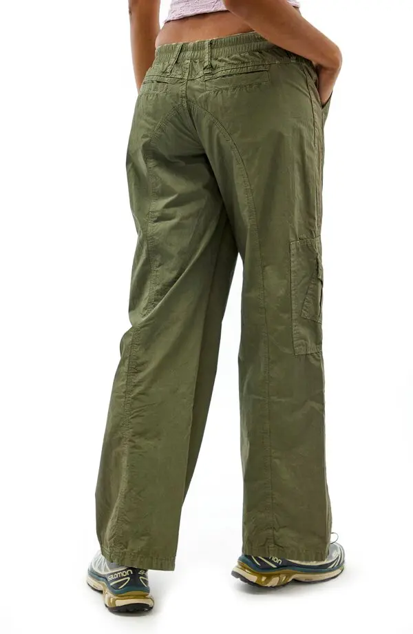 BDG URBAN OUTFITTERS Y2k Low Rise Cargo Pants