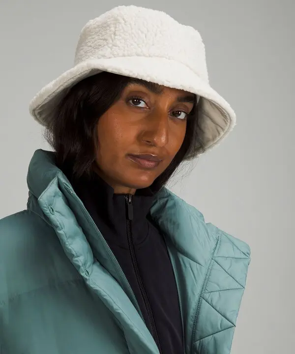 Lululemon Textured Fleece Bucket Hat - Natural Ivory  display picture 2