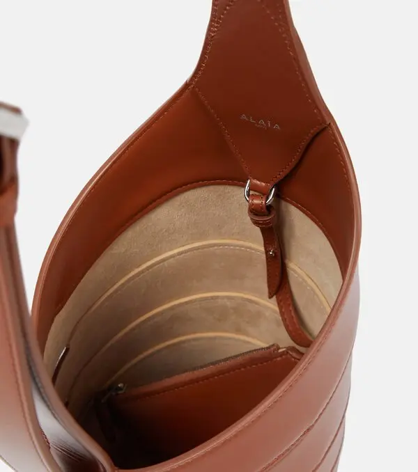 Alaïa Leather Shoulder Bag - Brown