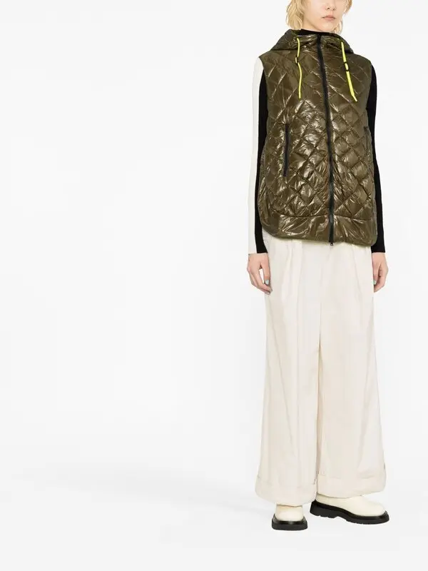 Herno Zip-up Hooded Quilted Gilet
