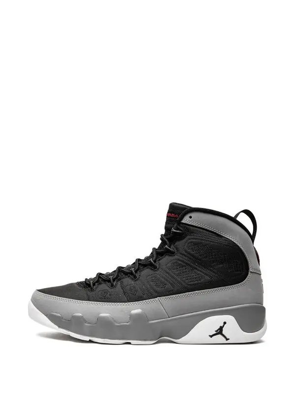 JORDAN Air Retro Particle Grey Sneakers - Black