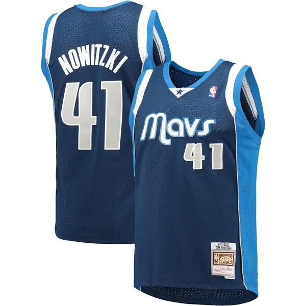 Mitchell & Ness Dirk Nowitzki Dallas Mavericks Hardwood Classics Swingman Jersey - Navy
