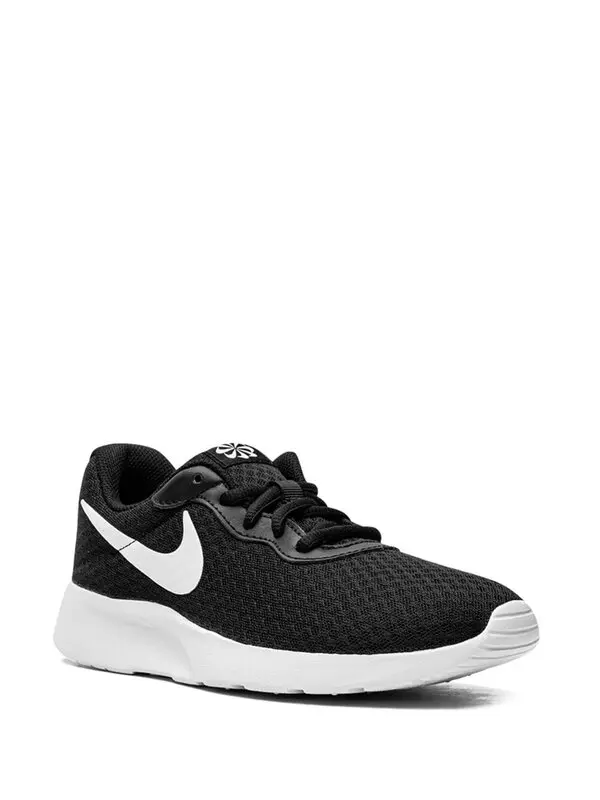 Nike Tanjun Low-top Sneakers
