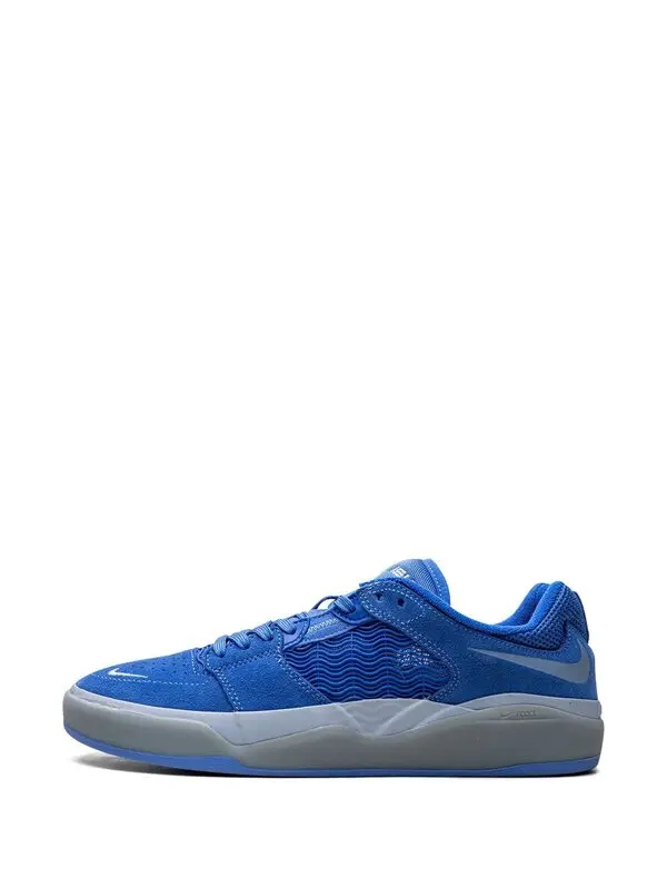 Nike Ishod Wair Sneakers