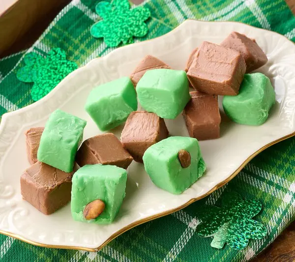 CHOCOLATE MOONSHINE Co. 1 Lb. Of St. Patrick's Day Fudge - One-color