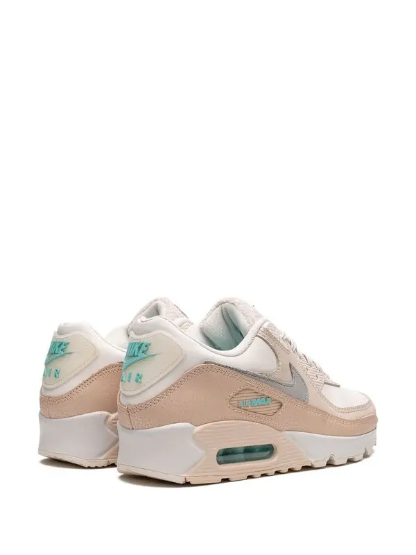 Nike Air Max 90 Sneakers