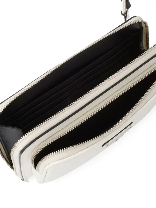 Prada Logo-plaque Leather Messenger Bag