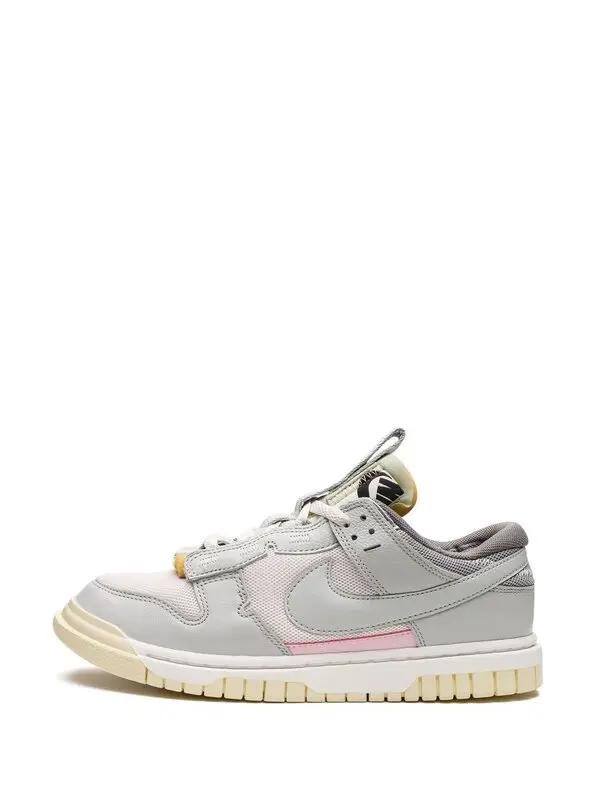 Nike Dunk Low Remastered Sneakers