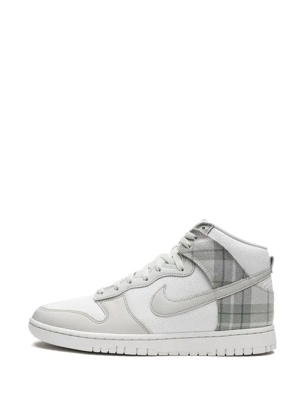 Nike Dunk High Plaid Sneakers - Grey